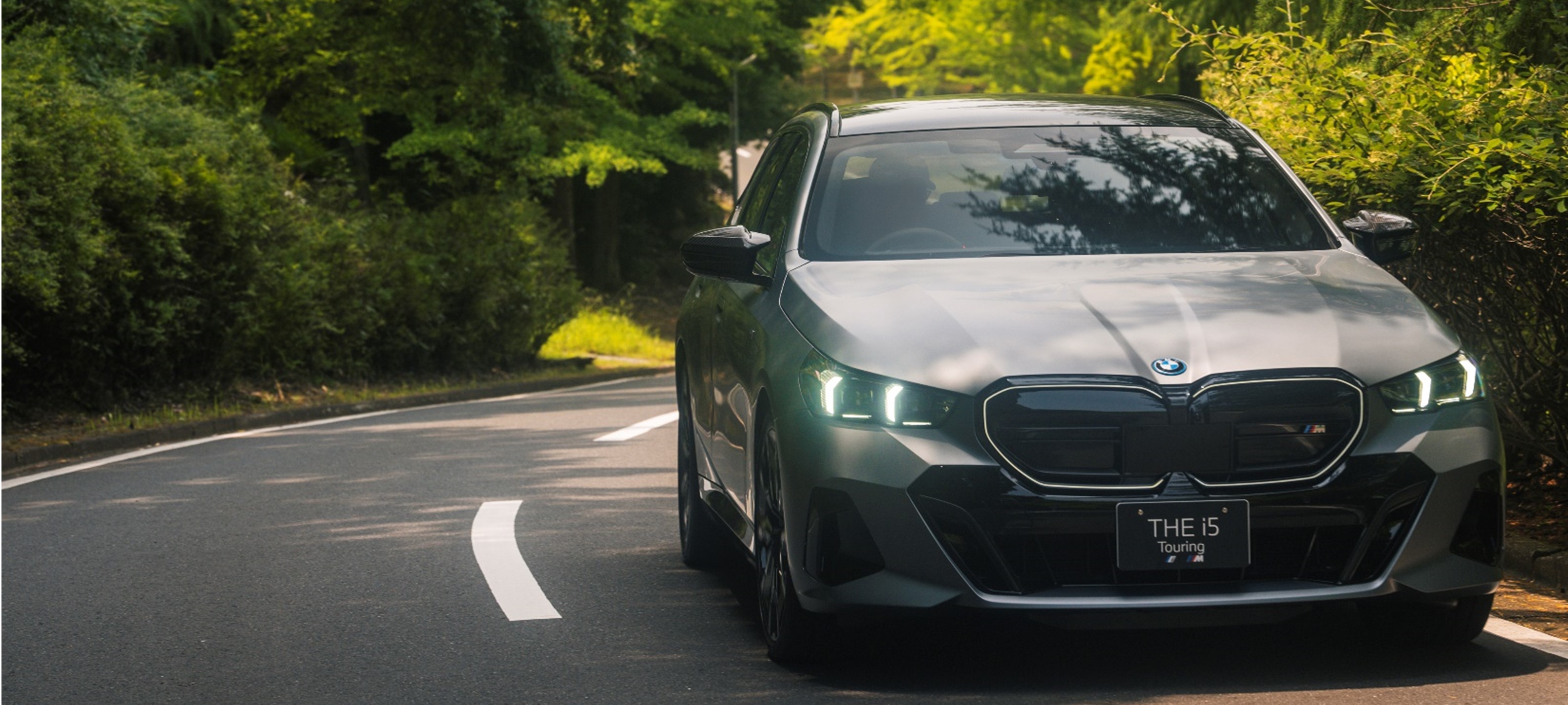 【Osaka BMW】5シリーズ買うならOsaka BMWへ | BMW Dealers